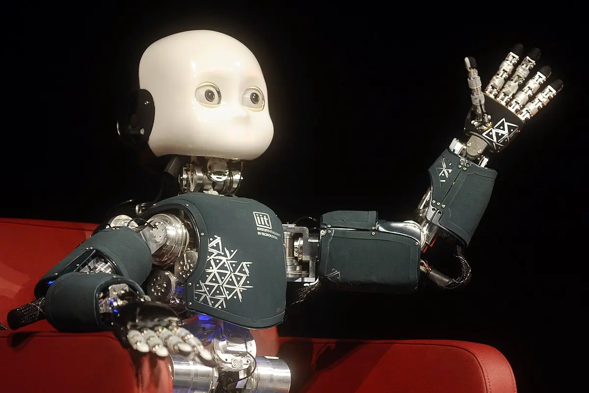 Icub Robot El Humanoide De C digo Abierto Para La Investigaci n En icub-robot-el-humanoide-de-c-digo-abierto-para-la-investigaci-n-en